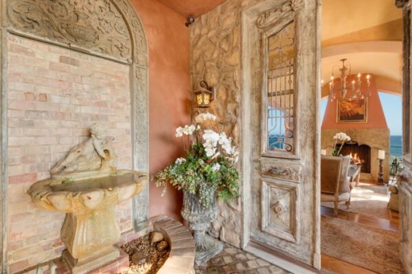 How Liz Edlich Turned a Tiny Shack into a Malibu Dream Home